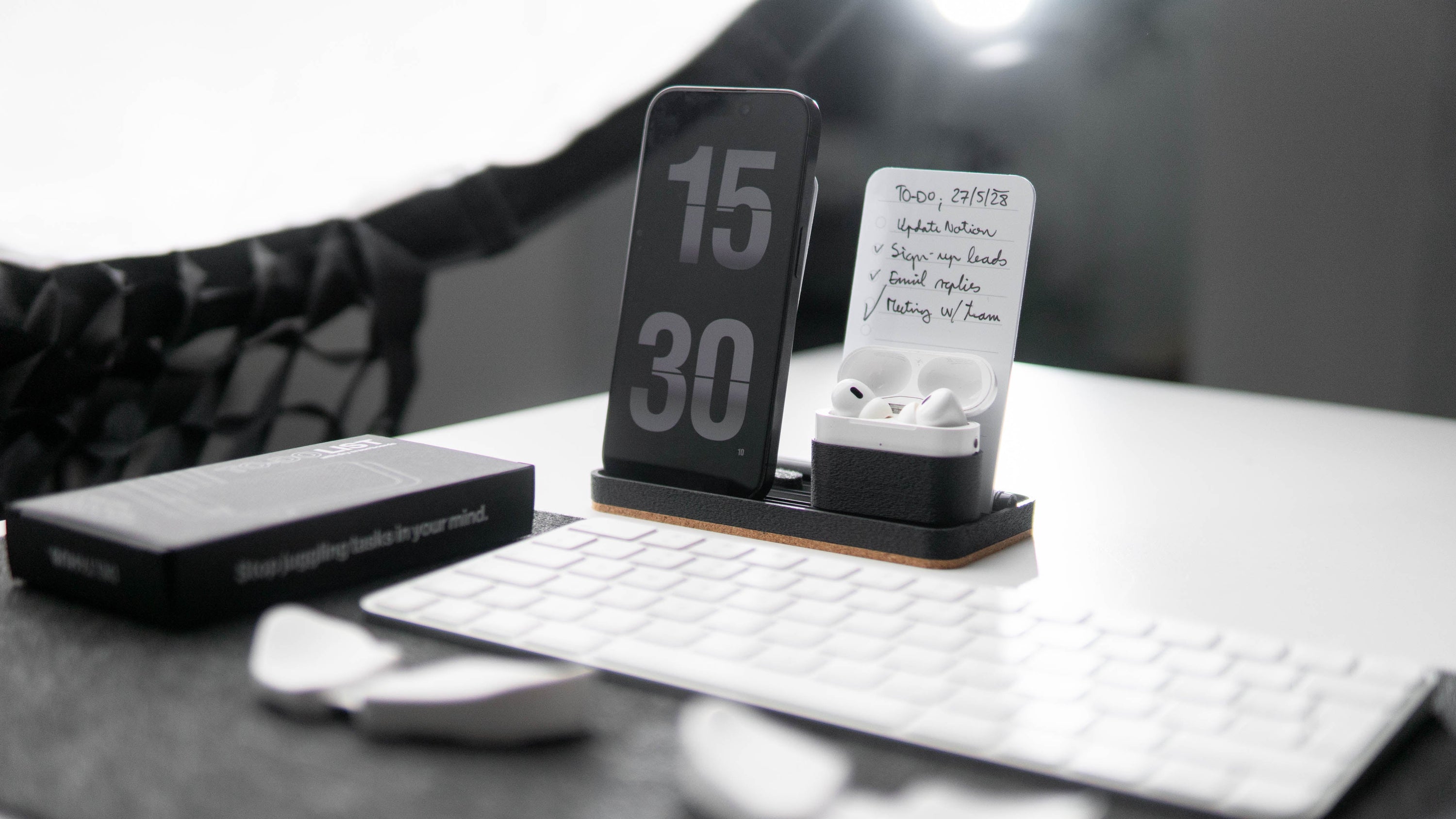 DeltaHub - Improve your workspace wellbeing!