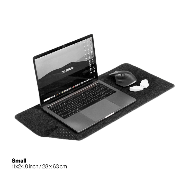 Minimalistic Desk Mat - Cozy Felt Comfort | DeltaHub