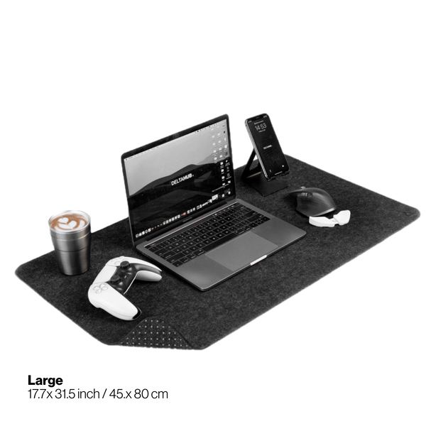 Minimalistic Desk Mat - Cozy Felt Comfort | DeltaHub